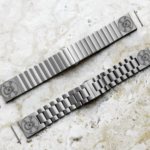 Engraved Skull Crossbones Watch Band for 22mm 24mm 25mm Lugs ...